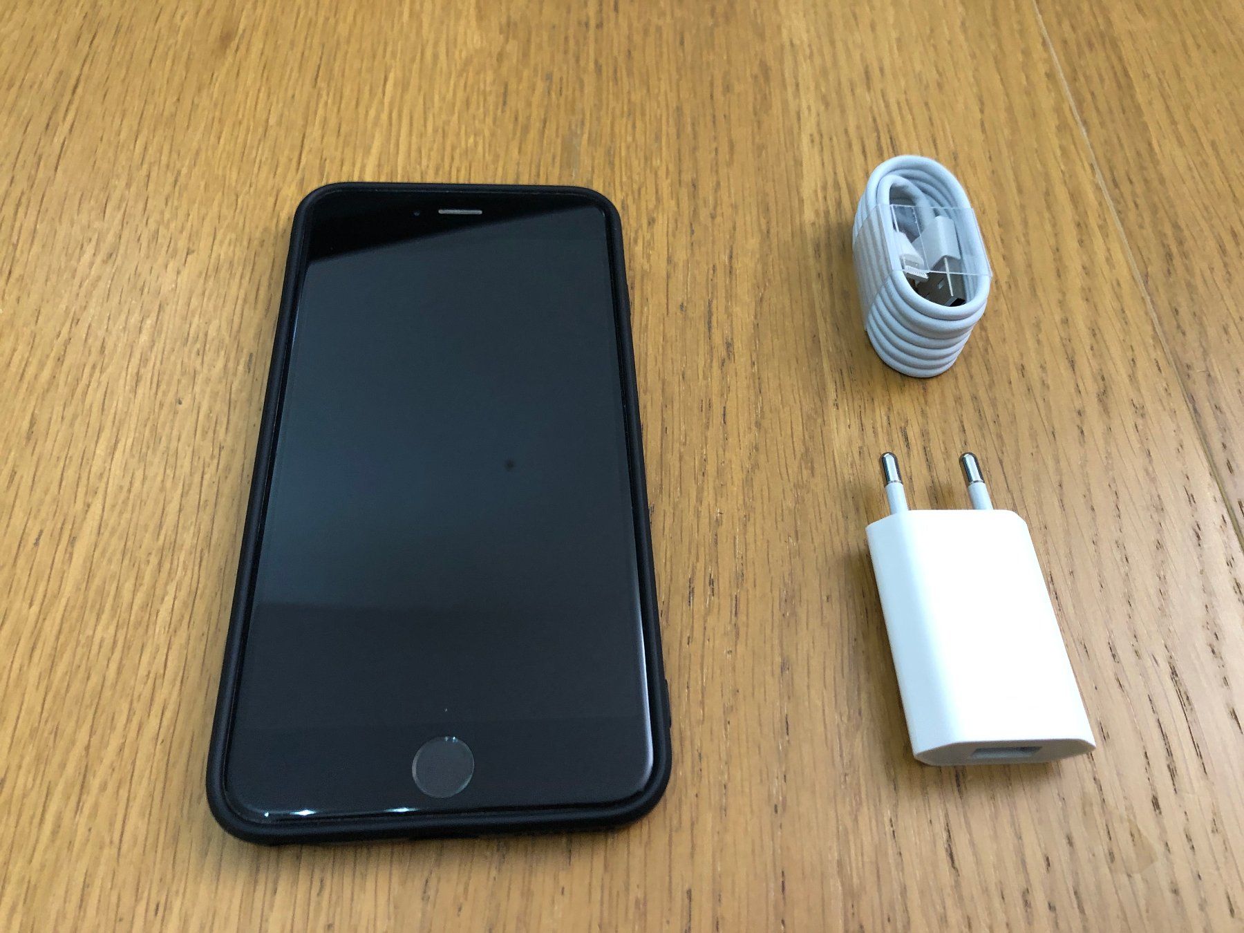 iPhone 6s Plus in super Zustand mit Zubehör, 128GB, Akku 76% (Gebraucht ...