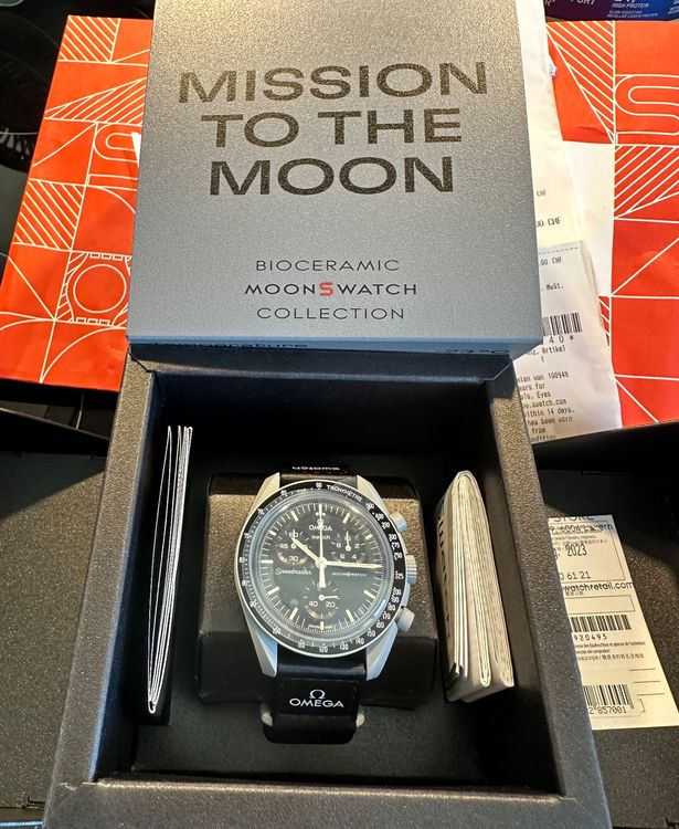 MoonSwatch MOON 08.2023 (Neu und originalverpackt) in Kilchberg ZH für CHF 300 – mit Lieferung ...