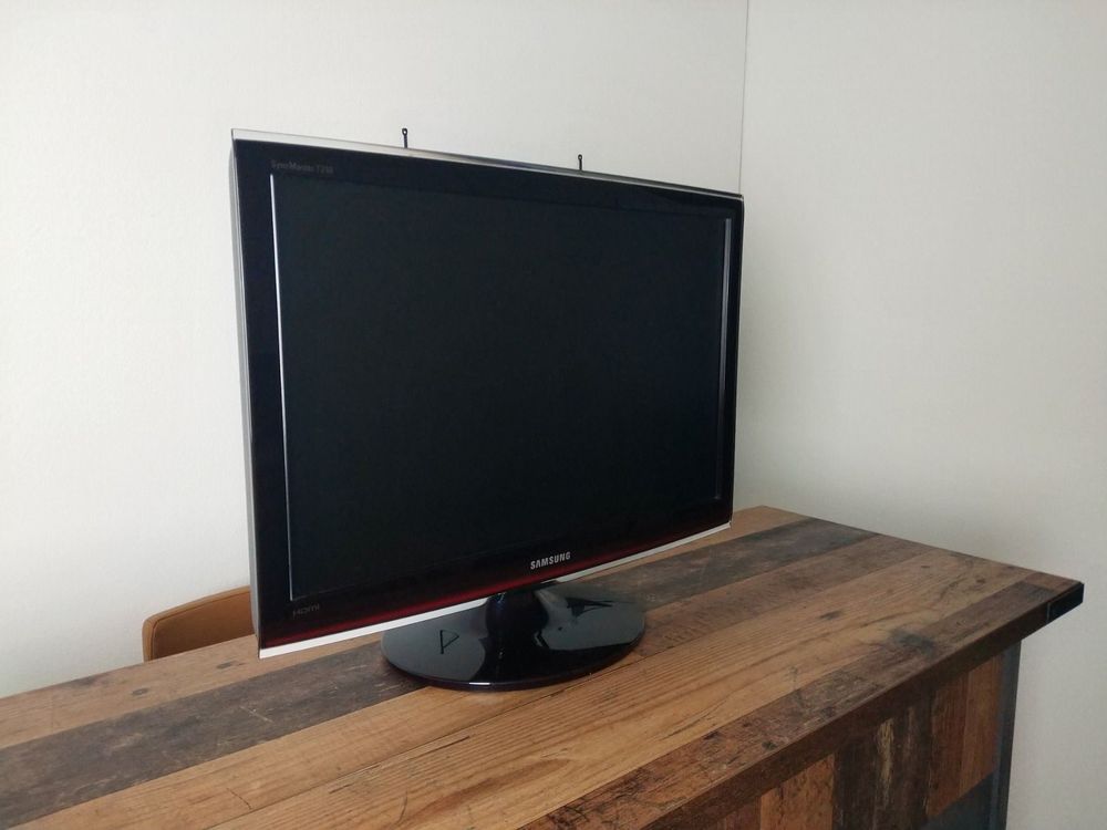 Samsung Syncmaster T240 (Gebraucht) in St. Gallen für CHF 16 – mit ...