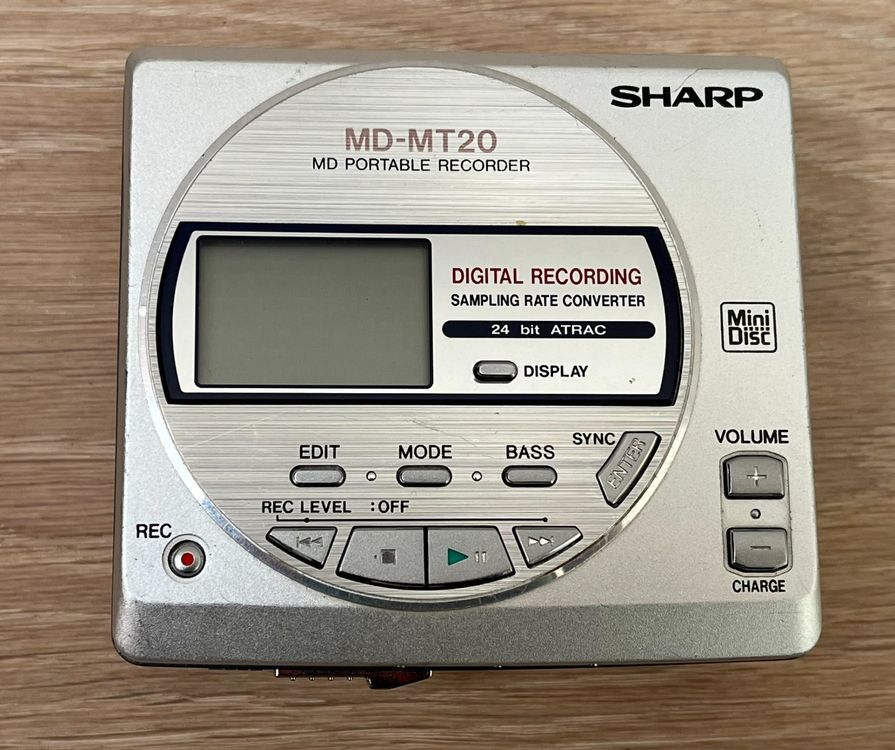 Sharp MD-MT 20H MiniDisc recorder + 7 Minidiscs neufs | Kaufen auf Ricardo