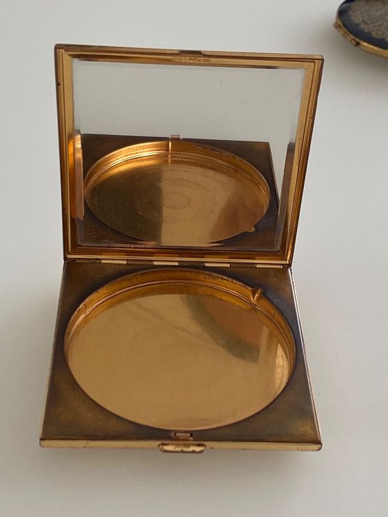 KIGU COMPACT POWDER. Around 1920 (Gebraucht) in Lenzburg für CHF 26 ...