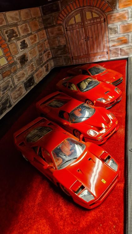 FERRARI-SET mit 4 Modellen, alle 1:18 aus Privatsammlung | Kaufen auf ...