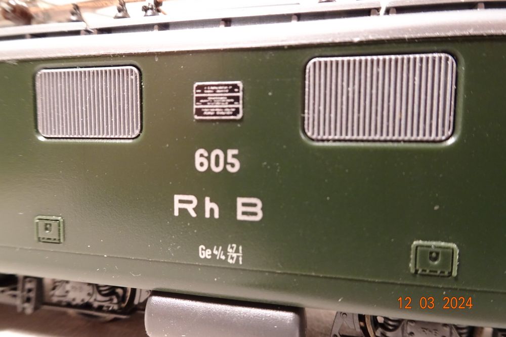 1 loc Bemo HOm RhB Ge 4/4 I 605 Silvretta analogique | Kaufen auf Ricardo