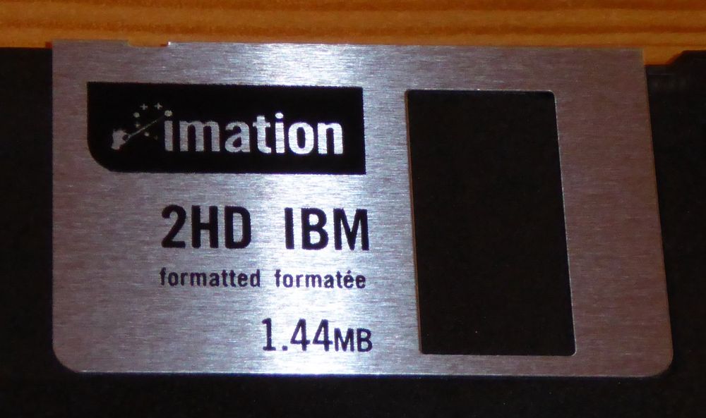 IBM HD Disketten 1.44 MB imation formatiert (Gebraucht) in für CHF 3 – mit Lieferung auf Ricardo ...