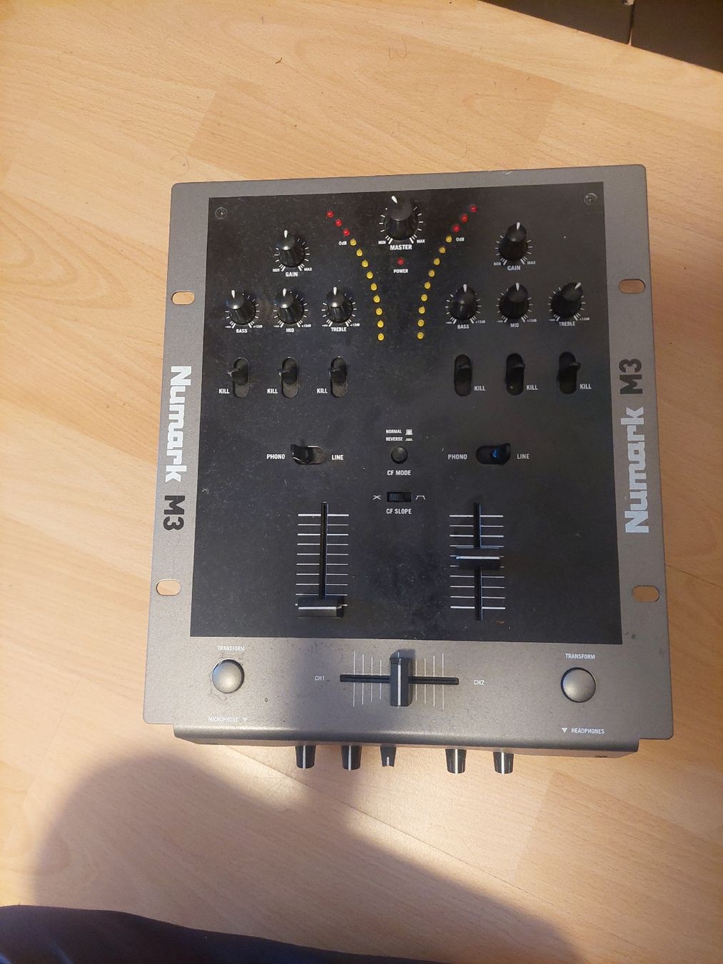 Numark M3 DJ-Mixer: Ideal für Einsteiger, Top Zustand! (Gebraucht) in ...