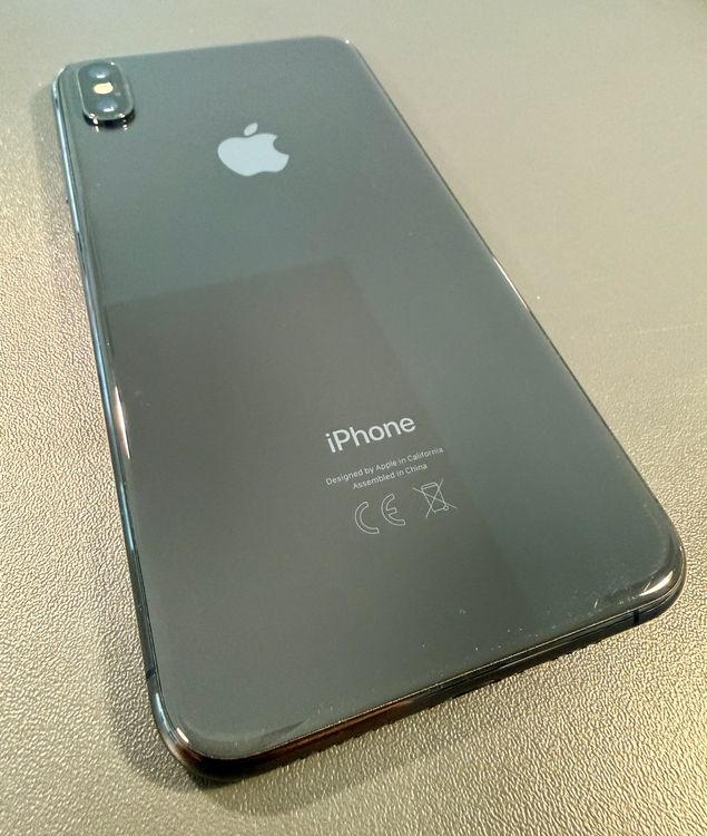 Gepflegtes iPhone XS Max (256 GB) in Space Grey (Akku: 86%) (Gebraucht ...
