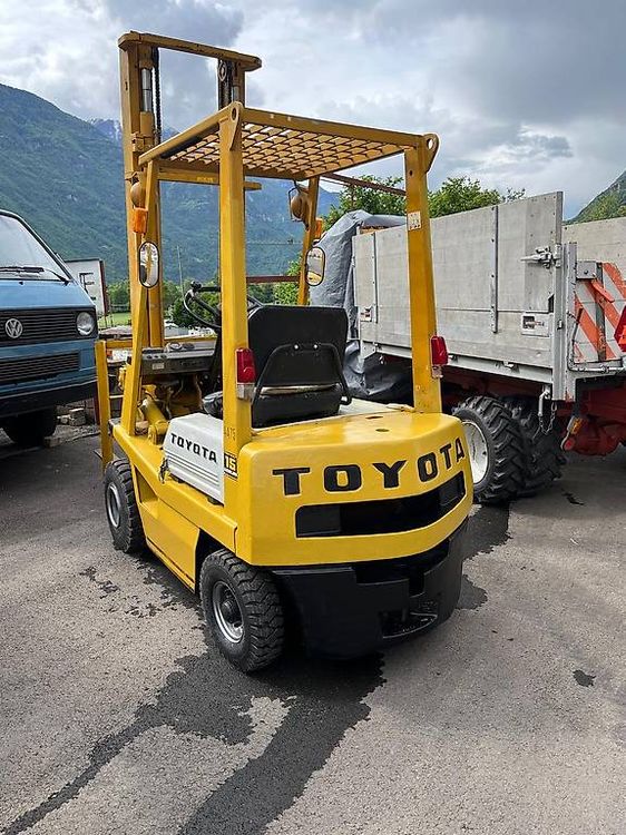 Muletto Toyota sollevatore 15 quintali (Gebraucht) in Claro für CHF ...