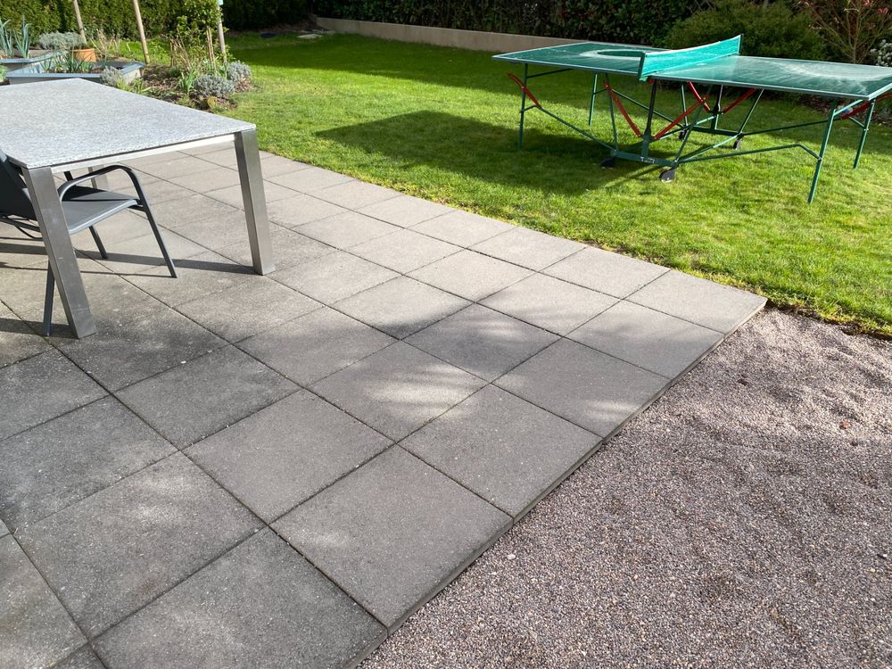 Gartenplatten von Creabeton grau (Gebraucht) in Gretzenbach für CHF 302 ...