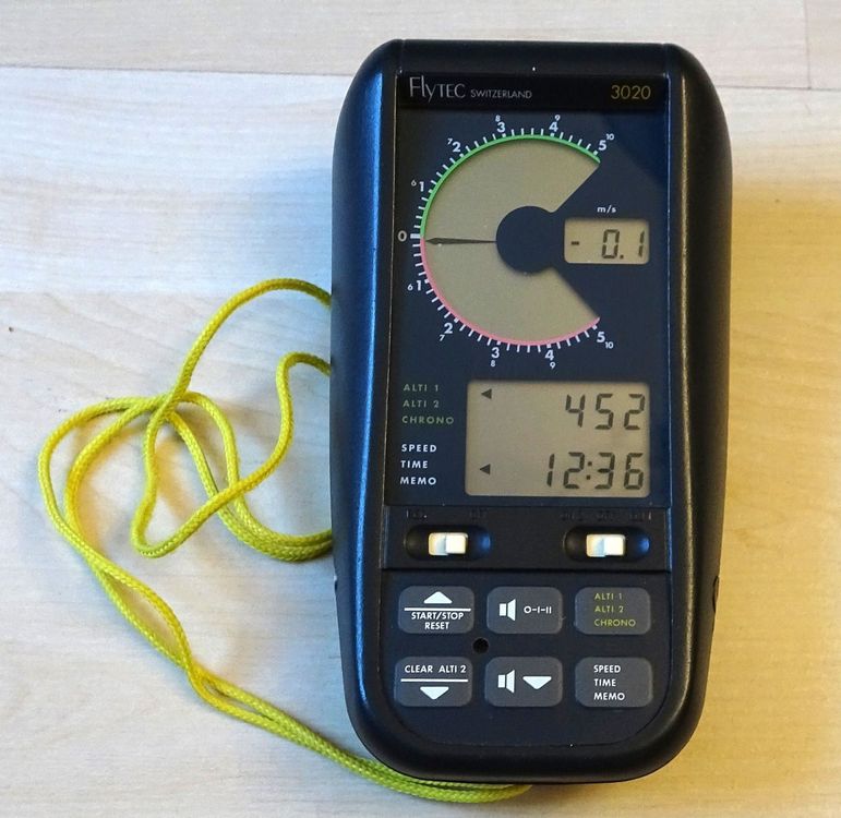 Vario Flytec 3020 mit Halterung. (Gebraucht) in Feldbrunnen für CHF 31 ...