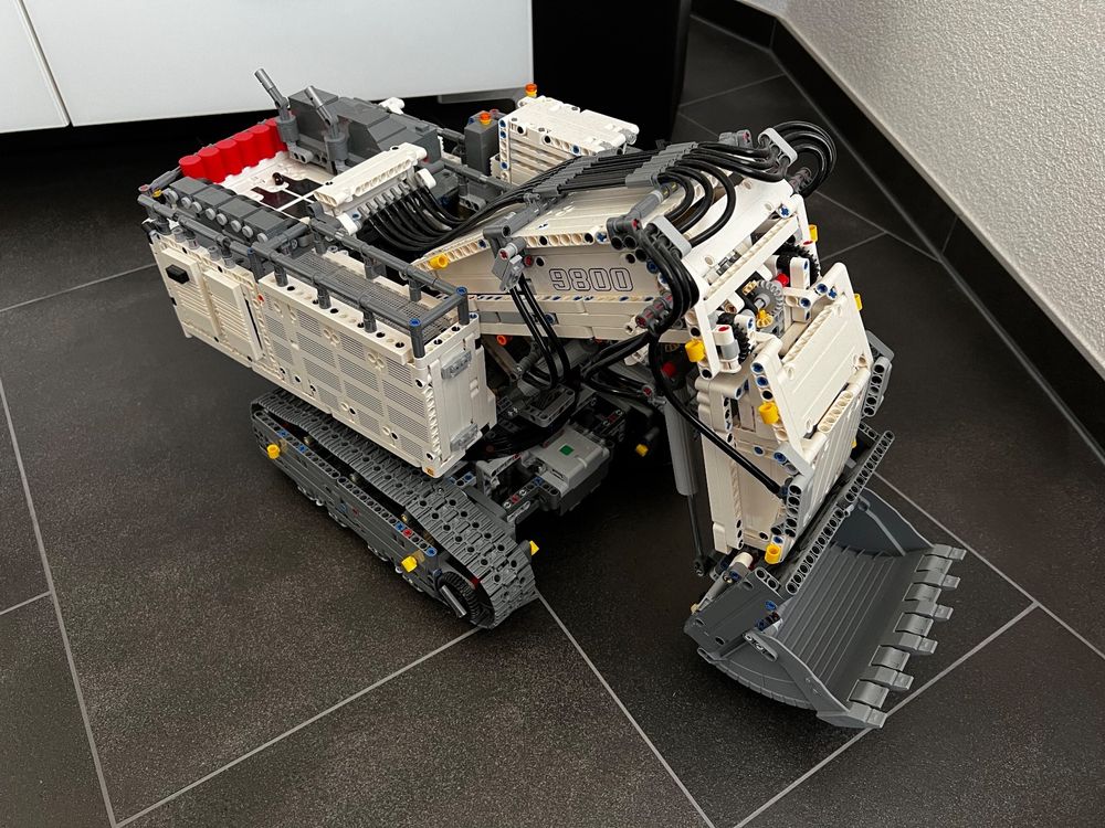 Lego Technik: Liebherr R9800 (42100) Bagger Ferngesteuert (Neu (gemäss ...
