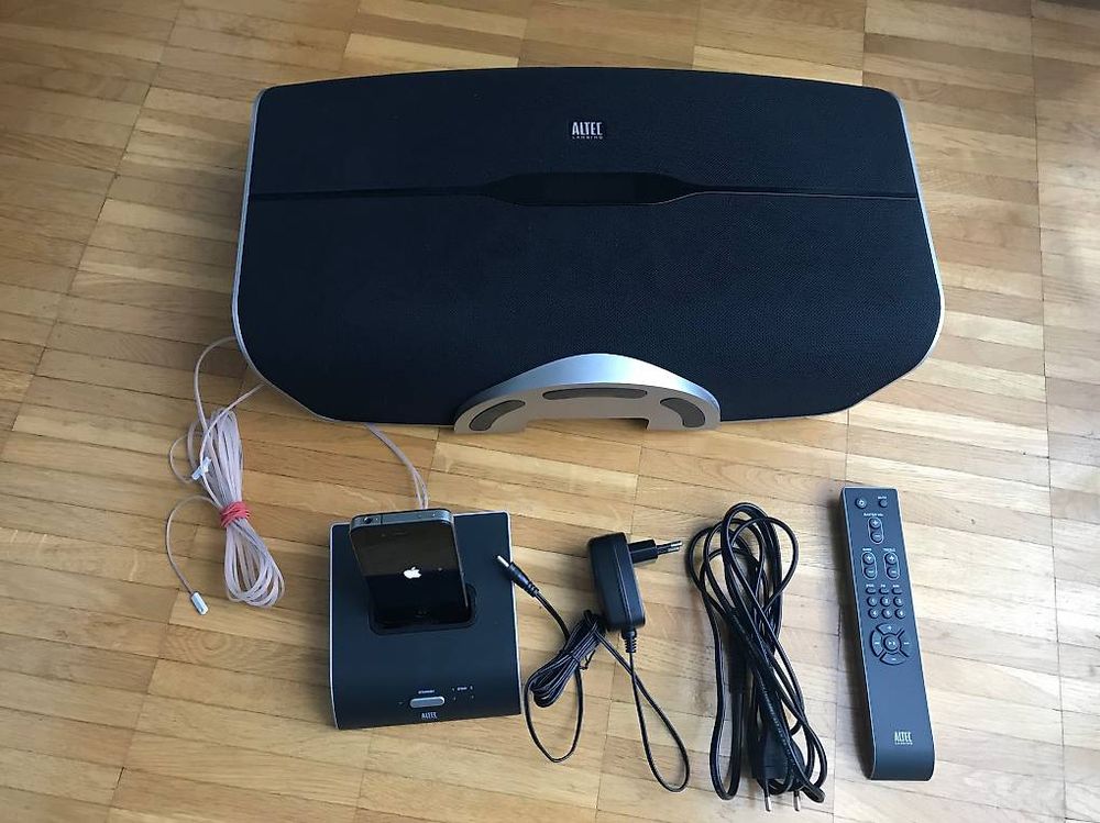 Altec Lansing Octiv Air M812 Universal-Dock, UKW- Tuner (Gebraucht) in ...