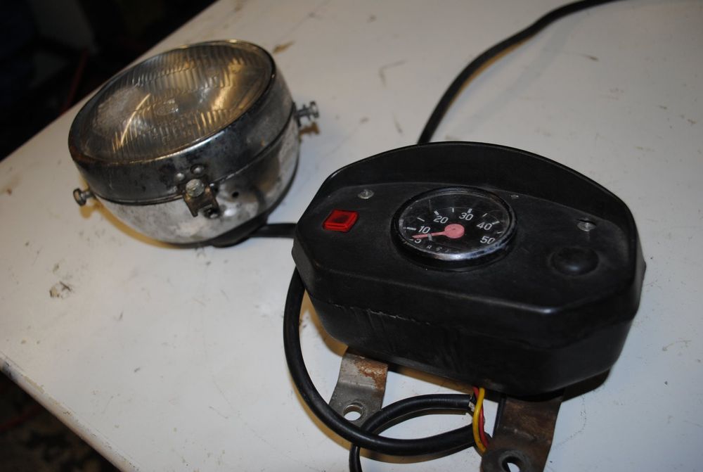 Cockpit Tacho Lampe Scheinwerfer CEV Mofa Töffli Sachs Puch (Gebraucht) in Subingen für CHF 99. ...