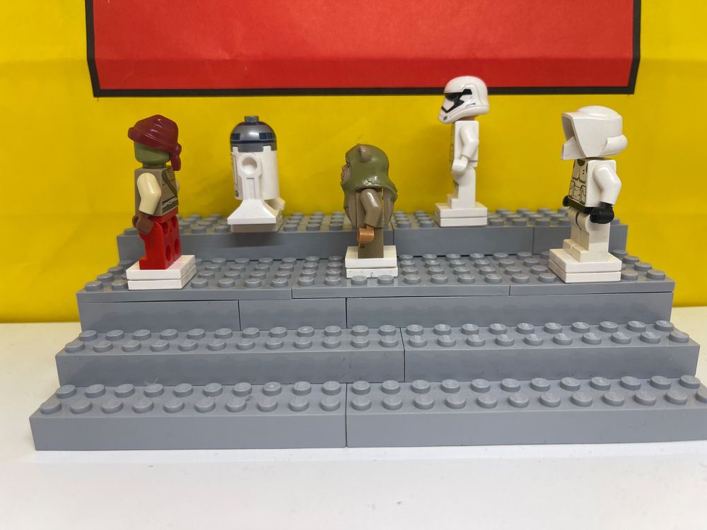 LEGO Star Wars - Ewok Warrior, Kithaba, R2-D2 usw ab 1.- (Gebraucht) in ...