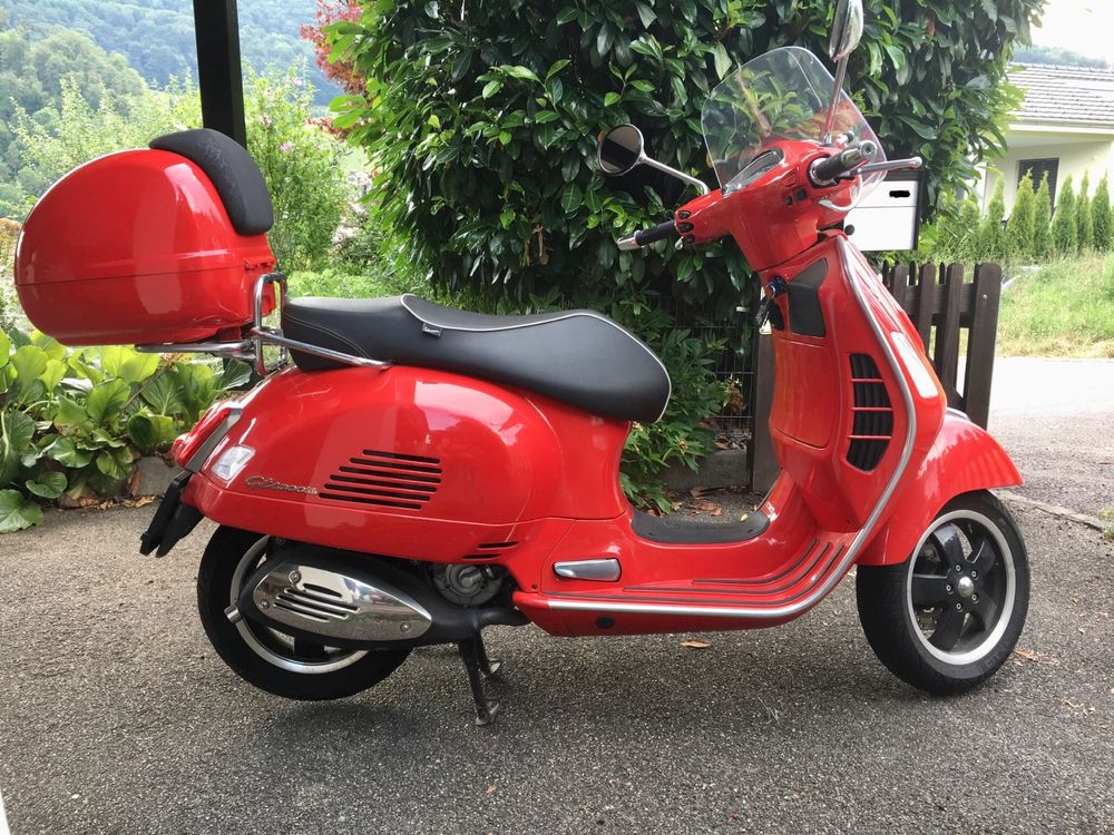 Vespa GTS Super 300 ABS - nur 2000km! (Gebraucht) in Zunzgen für CHF ...