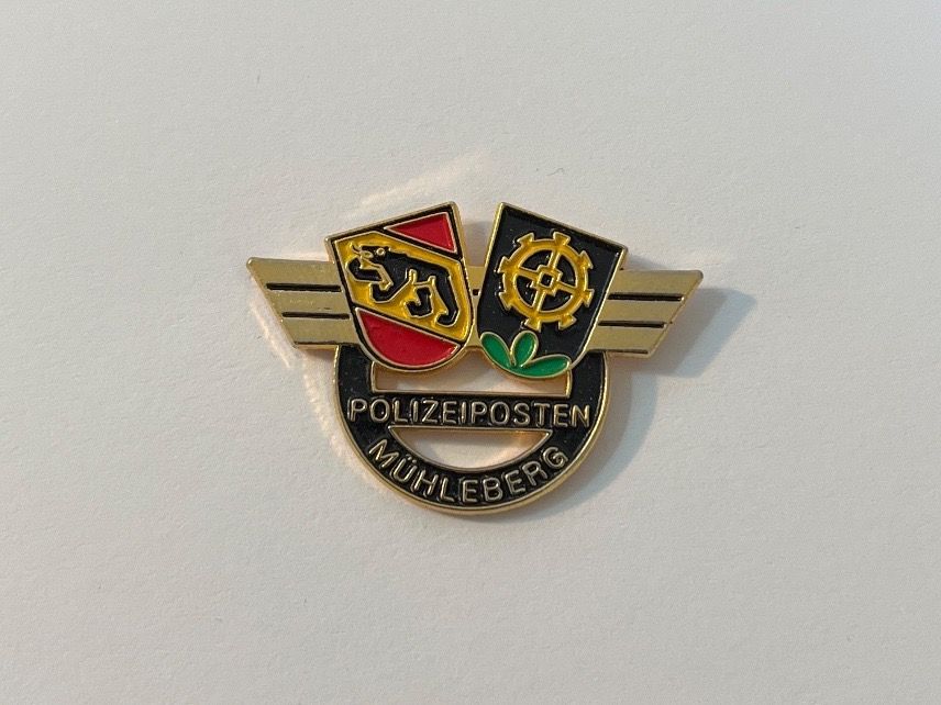 Pin Kantonspolizei Bern - Polizeiposten Mühleberg (Gebraucht) in Merligen für CHF 2 – mit ...