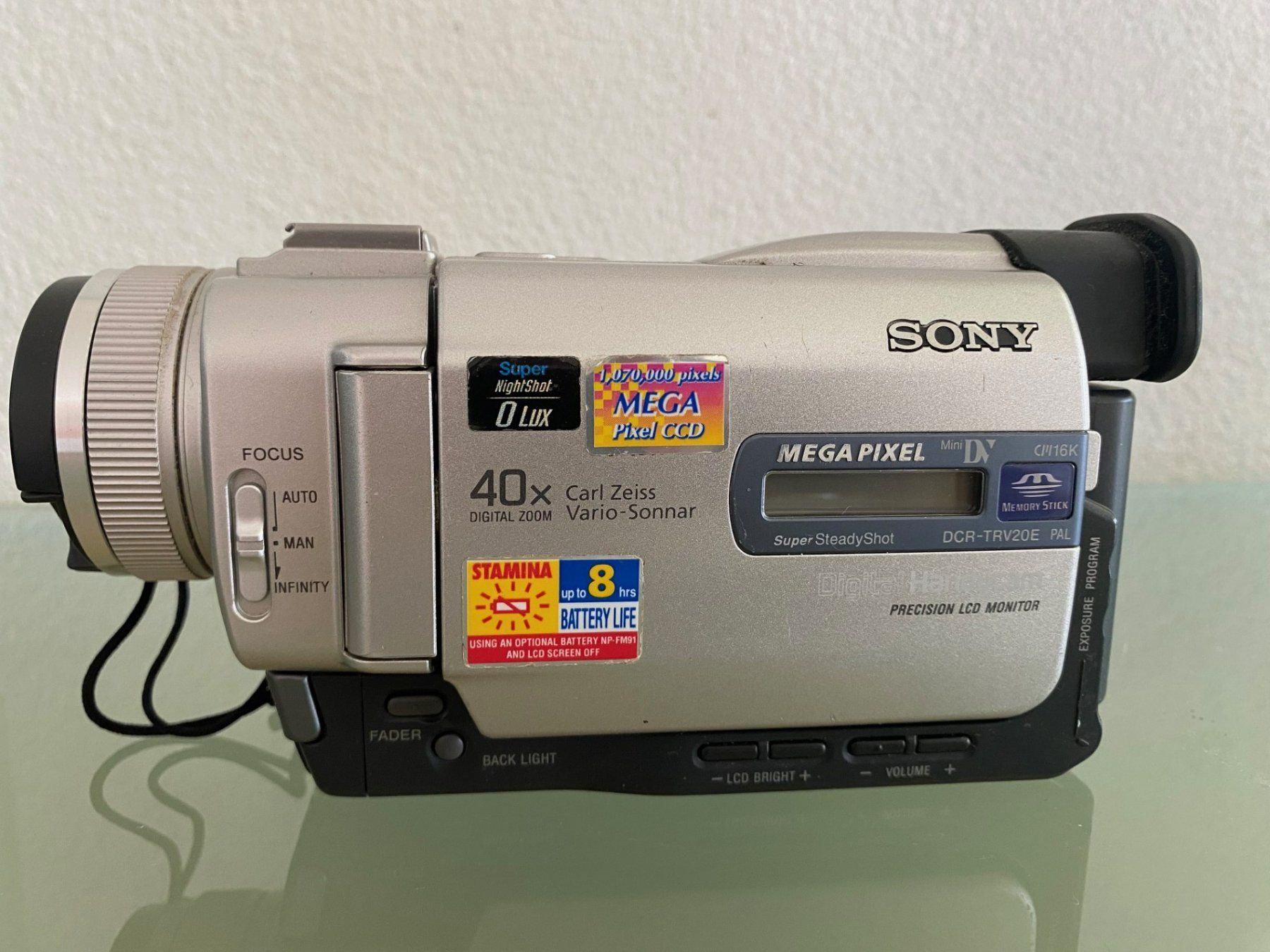 Sony Handycam DCR-TRV20E PAL MiniDV Camcorder (Gebraucht) in Würenlos ...