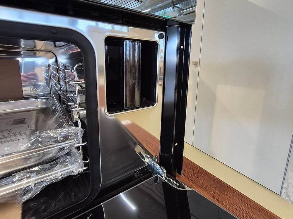 V-Zug Steamer HSE inkl. Designgriff Nero (Gebraucht) in Zug für CHF 700 ...