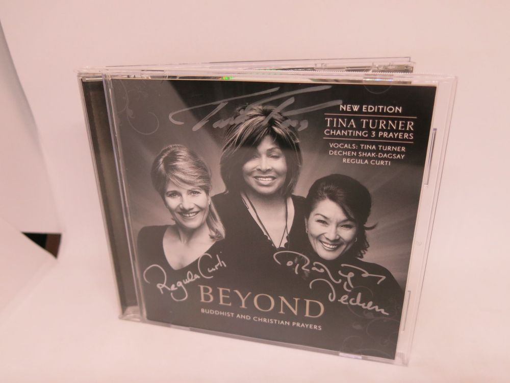 SIGNIERTE CD: TINA TURNER Dechen Shak Dagsay R Curti Beyond (Gebraucht ...
