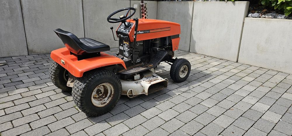 Ariens YT1138 Rasentraktor (Gebraucht) in Windlach für CHF 700 – nur Abholung auf Ricardo kaufen