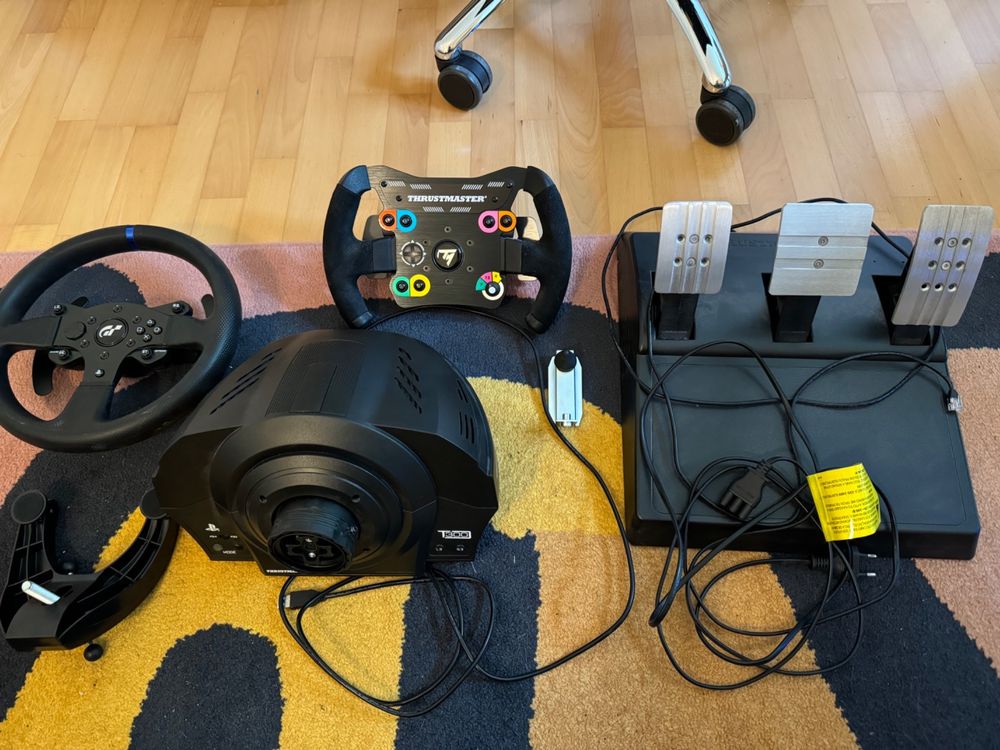 Thrustmaster T300 RS GT Edition Wheel + Open Wheel Addon (Gebraucht) in ...