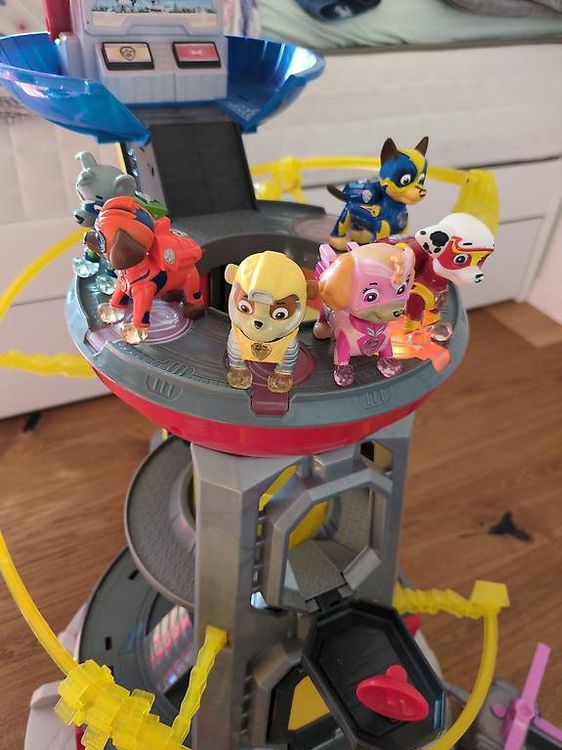 Paw Patrol Tower inkl Zubehör (Gebraucht) in Lohn-Ammannsegg für CHF 46 ...