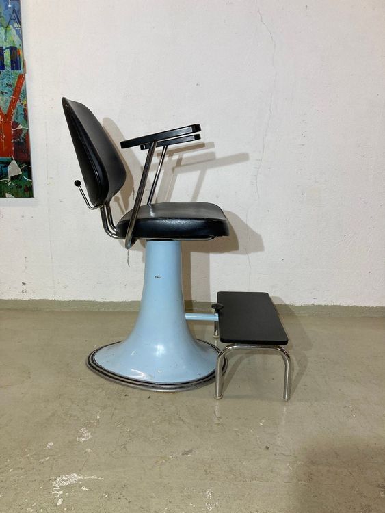 Coiffeurstuhl aus den 60er Jahren (Gebraucht) in Zürich für CHF 150 – nur Abholung auf Ricardo ...