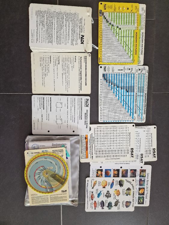 PADI Tauch Tabellen (Gebraucht) in für CHF 14 – mit Lieferung auf ...