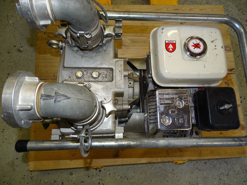 ELRO Pumpe Honda Benzinmotor Schlauchpumpe Wasserpumpe | Kaufen auf Ricardo