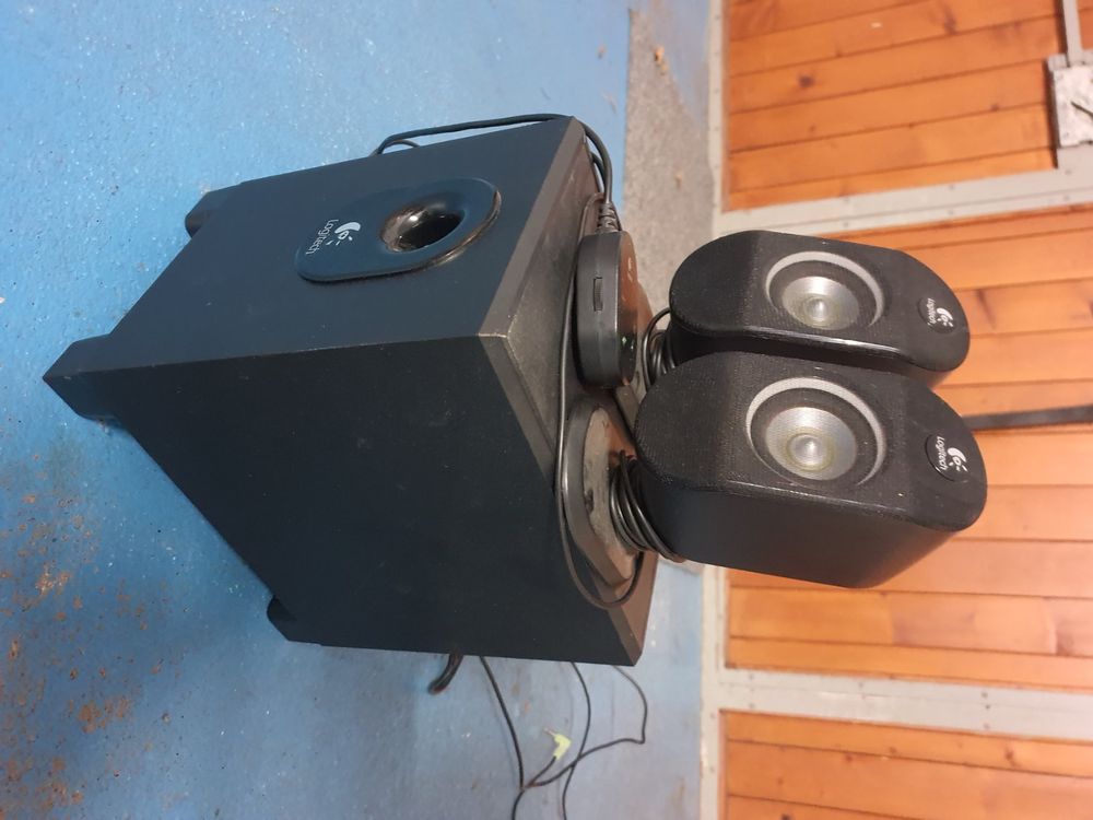 Logitech Stereo Lautsprecher + Subwoofer | Kaufen auf Ricardo