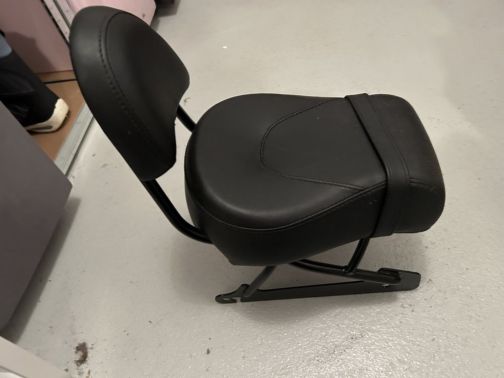 Harley Davidson Dyna Original Sattel (Neu (gemäss Beschreibung)) in ...