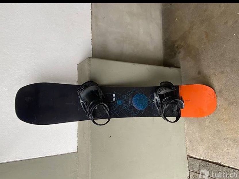 Burton Snowboard mit Burton Bindungen und Ride Boots (Gebraucht) in ...