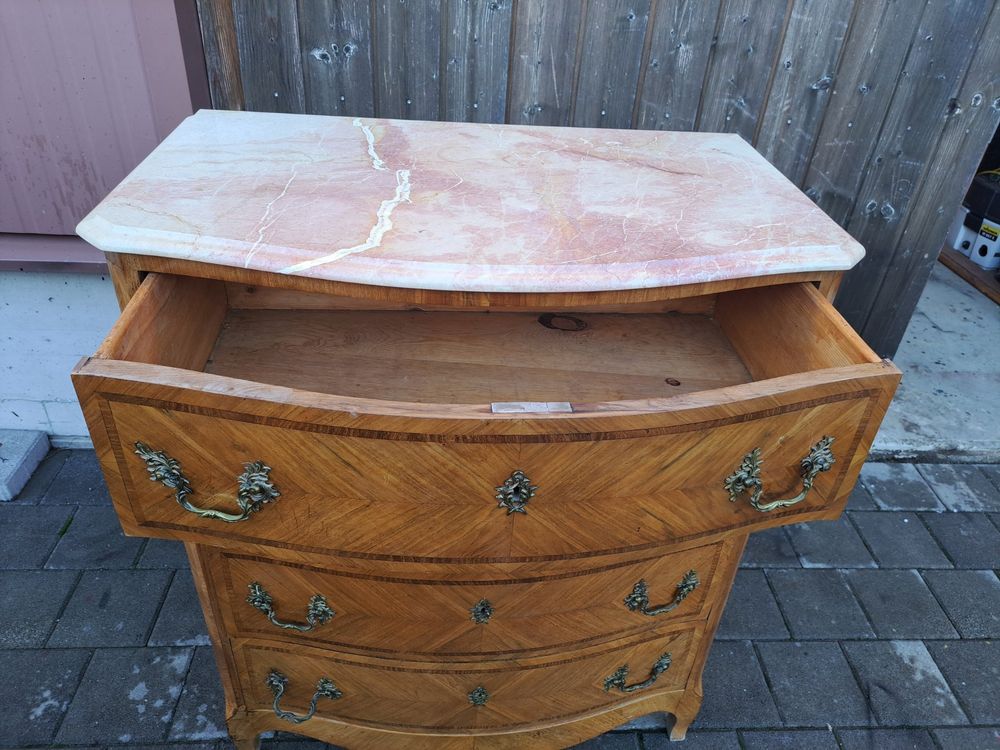 Antike Schubladen Kommode (Gebraucht) in Buch am Irchel für CHF 300 – nur Abholung auf Ricardo ...