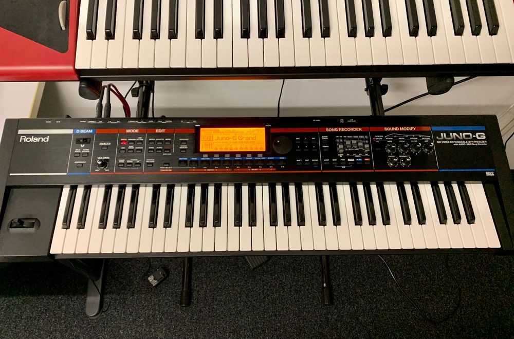 Roland Juno G Synthesizer | Kaufen auf Ricardo