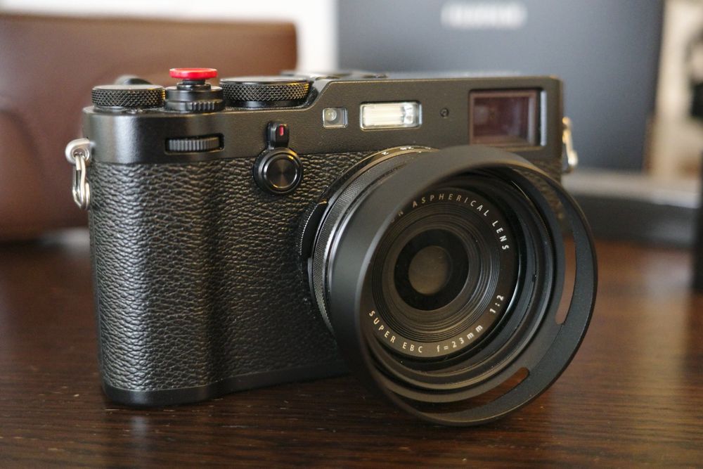 Fujifilm X100F - super Zustand, inkl. 3 Batterien etc. (Gebraucht) in ...