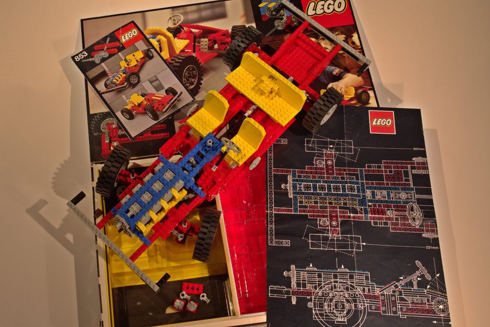 Lego Technic 853 Auto Chassis | Kaufen auf Ricardo