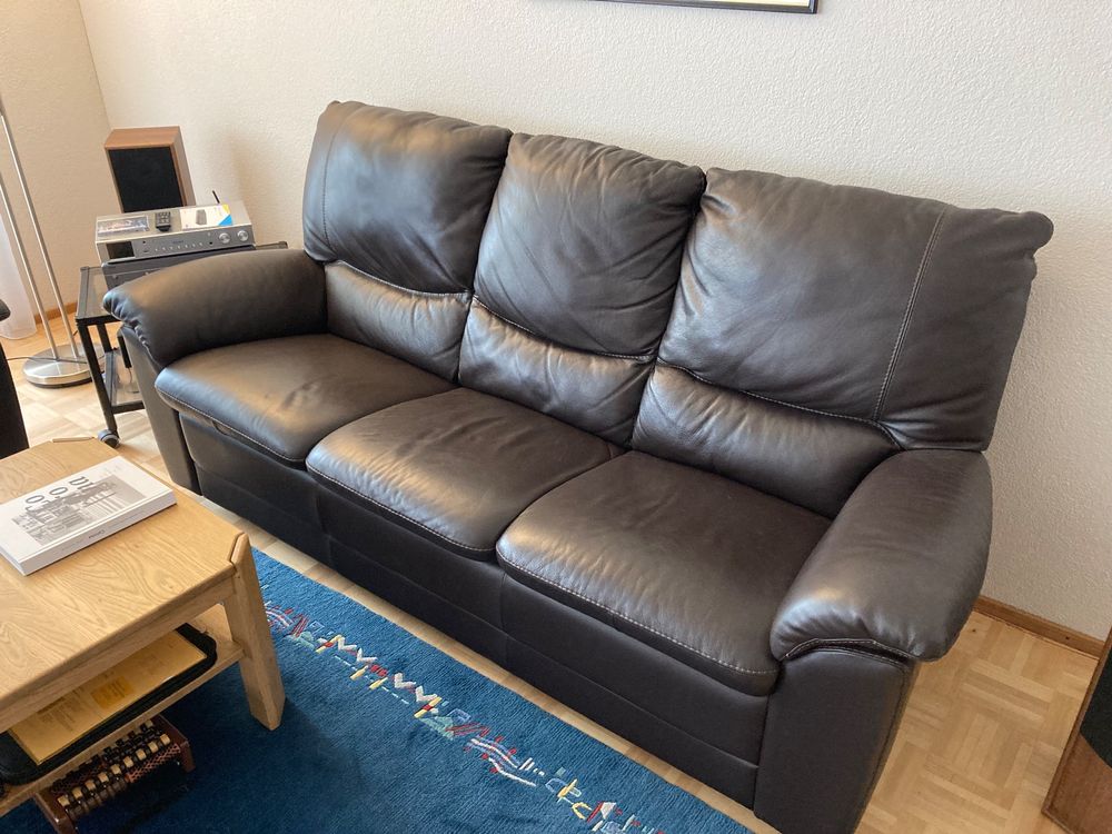 Polstergruppe Leder dunkelbraun, Sofa 3er und 2er (Gebraucht) in Root für CHF 150 – nur Abholung ...