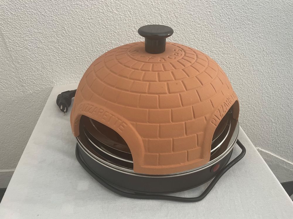 Terrakotta Pizzaofen Pizzadom für 4 Personen - top Zustand (Gebraucht ...