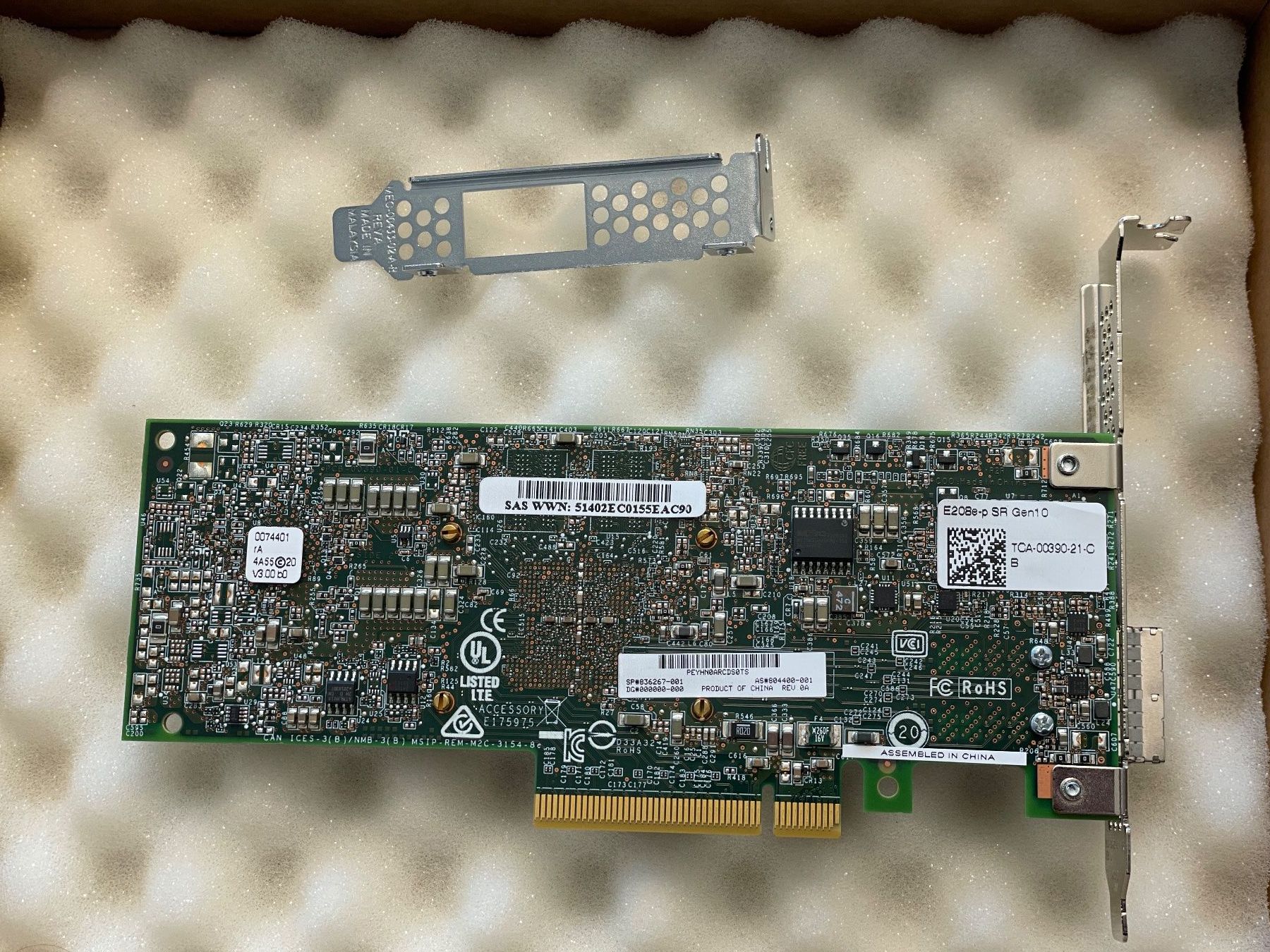 804398-B21: HPE HPE Smart Array E208e-p SR Gen10 (Neu und originalverpackt) in Büron für CHF 155 ...