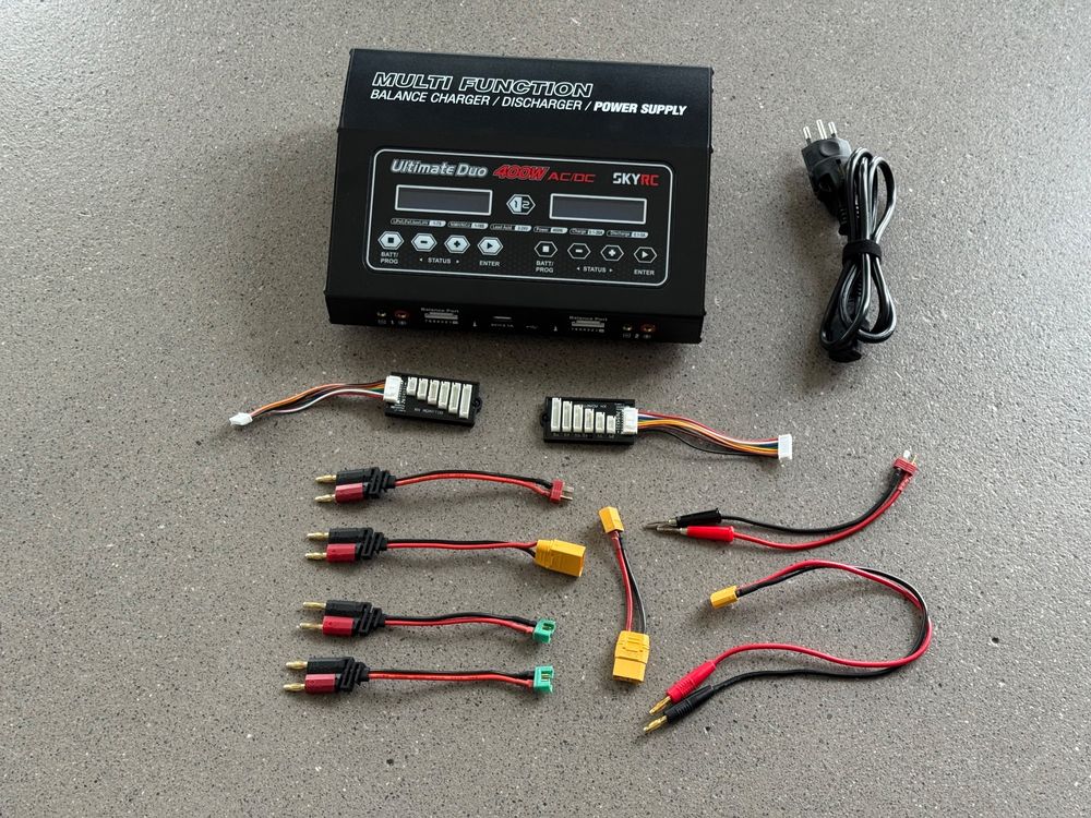 SkyRC D400 AC/DC Ladegerät LiPo 1-7S 20A 2x200W / 1x400W (Gebraucht) in ...