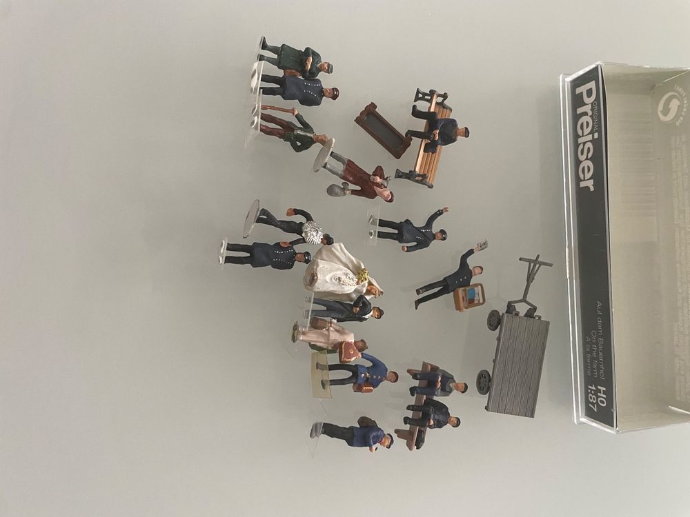 Preiser HO Figuren (Gebraucht) in Trimmis für CHF 11 – mit Lieferung ...