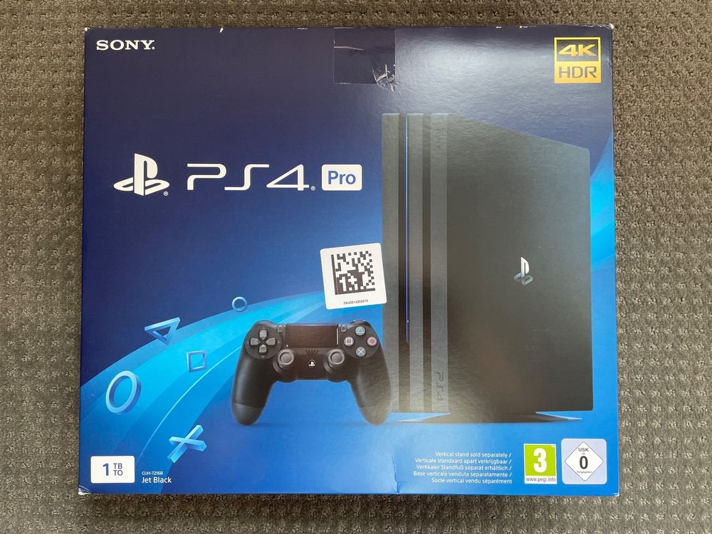 PS4 Pro Jet Black 1 TB 4K 60fps mit Originalverpackung | Kaufen auf Ricardo