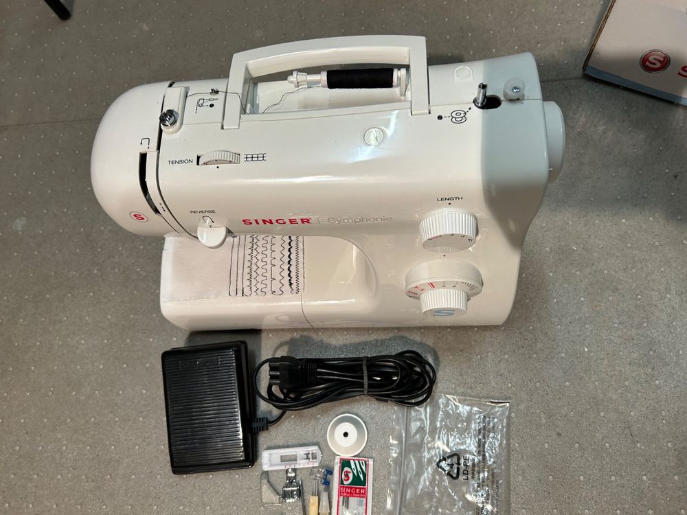 Nähmaschine Singer Symphonie (Gebraucht) in Hendschiken für CHF 40 ...