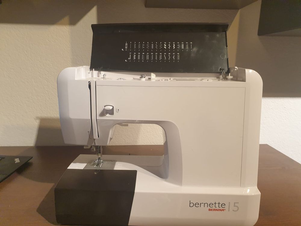 Nähmaschine Bernette 15 (Gebraucht) in Schaffhausen für CHF 51 – mit ...