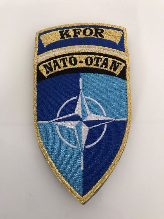 Militär Patch KFOR NATO mit Klett (Neu (gemäss Beschreibung)) in Niedergösgen für CHF 10 – mit ...