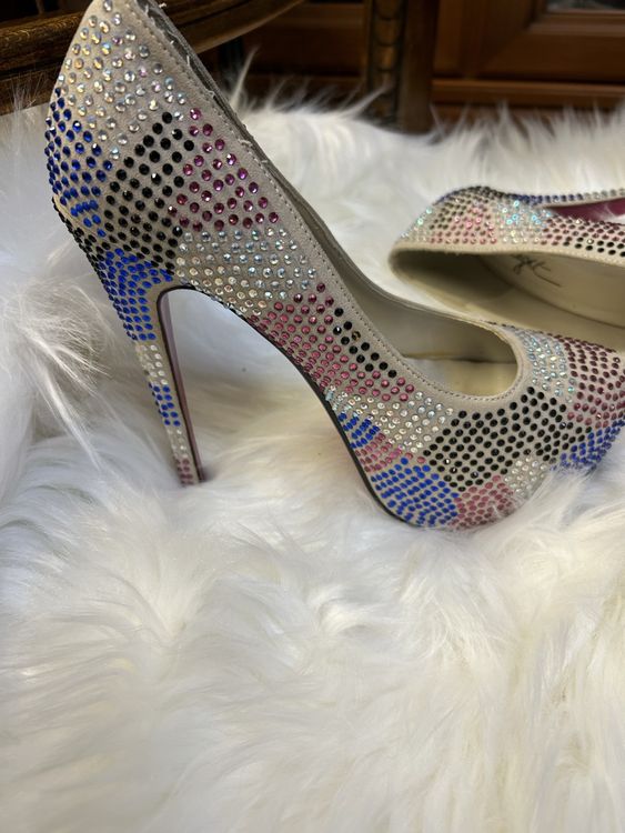 Getragener Pumps (Gebraucht) in Stein am Rhein für CHF 35 – mit Lieferung auf Ricardo kaufen