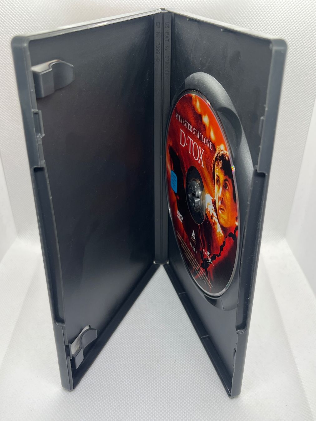 Sylvester Stallone - D-Tox - Im Auge der Angst - DVD (Gebraucht) in ...