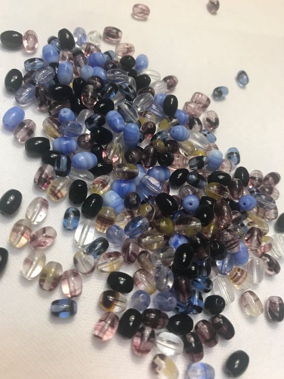 Glasperlen ( tschechisch) 6.5x4.5 oval 50 Stück (Neu und originalverpackt) in Basel für CHF 3.5 ...