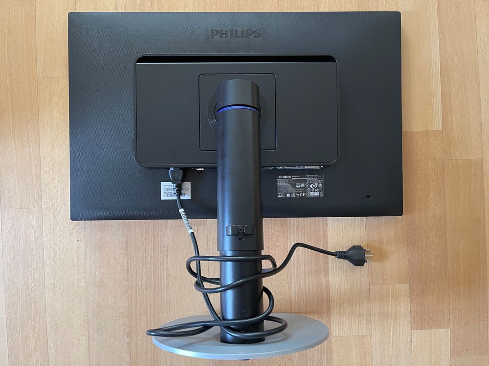 Monitor Philips Brilliance 241B4L 24 Zoll | Kaufen auf Ricardo