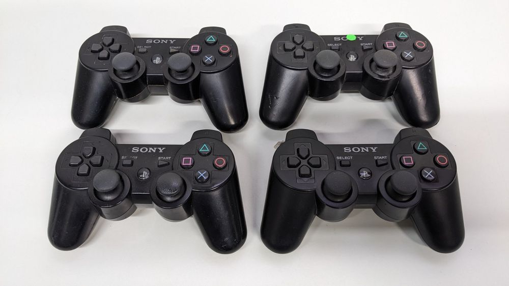 4 defekte PlayStation 3 Controller | Kaufen auf Ricardo