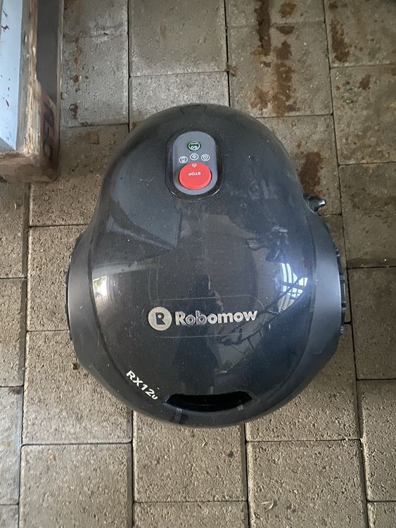 Robomow RX12 u Robot Rasenmäher NP. 500.- mit Garage inclus | Kaufen ...